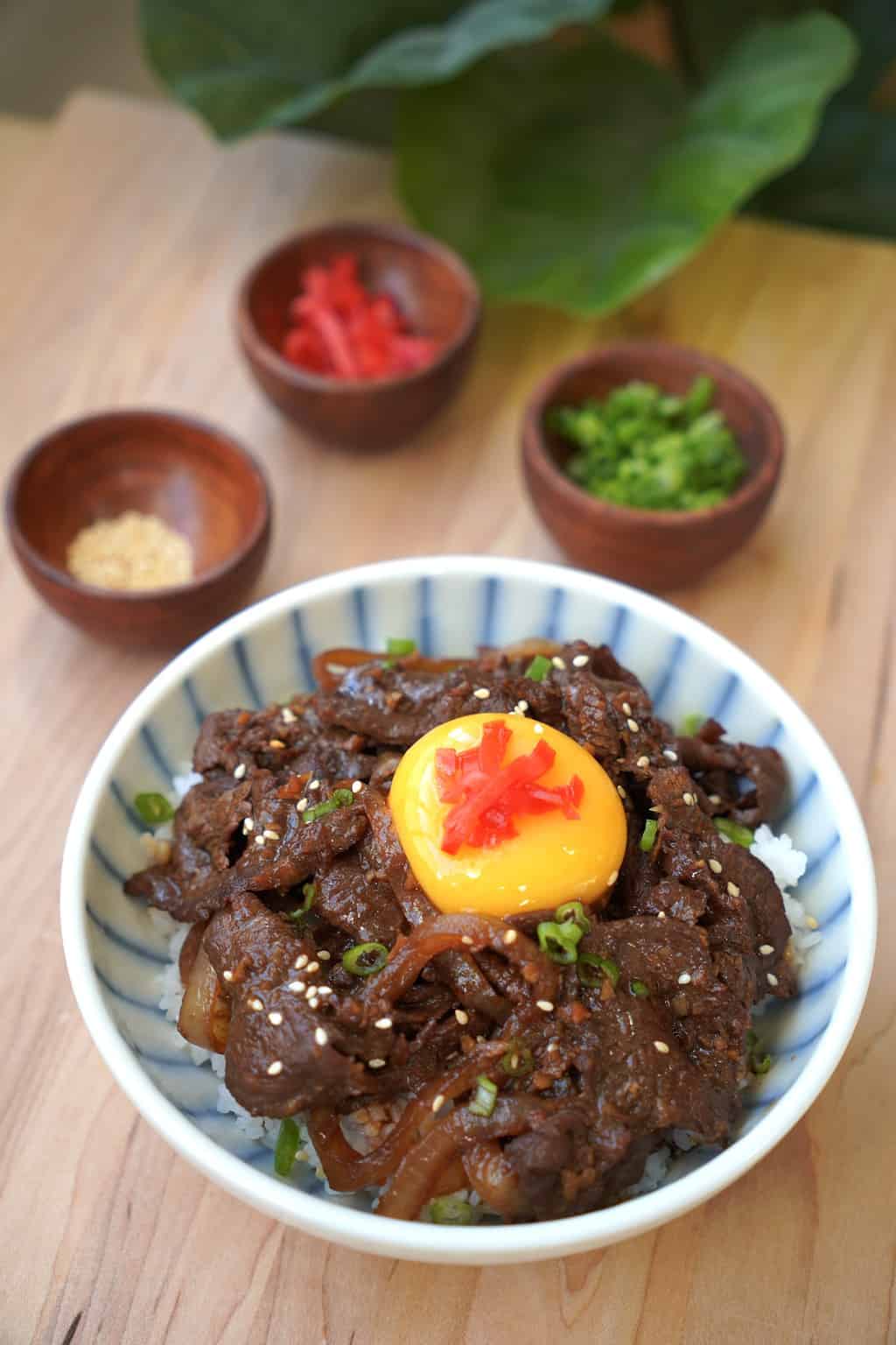Gyudon Beef Bowl - Quick and Easy Yet Delicious - Wikisizzle