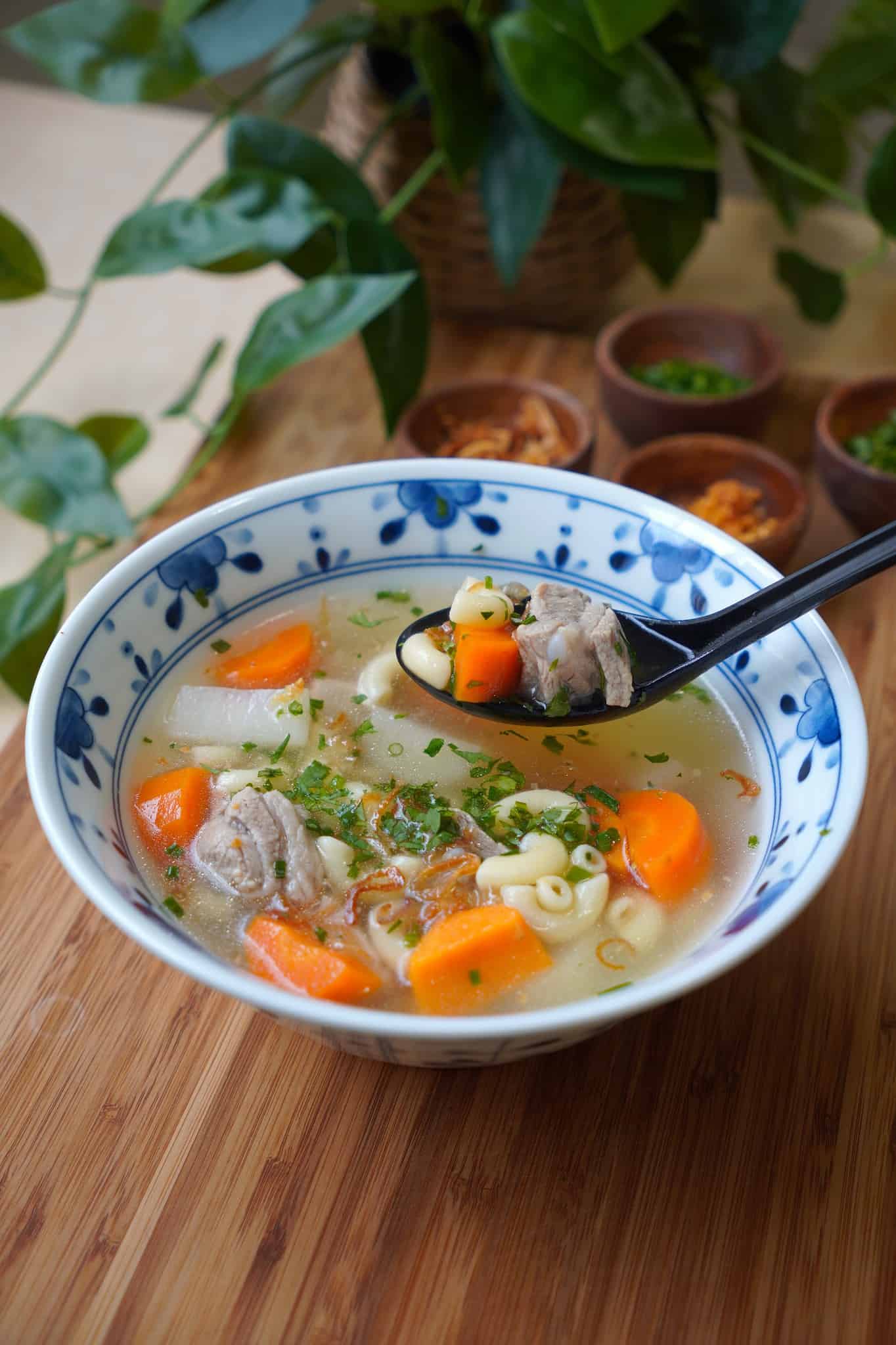 Vietnamese Mayo (Bơ Trứng) For Banh Mi - Wikisizzle